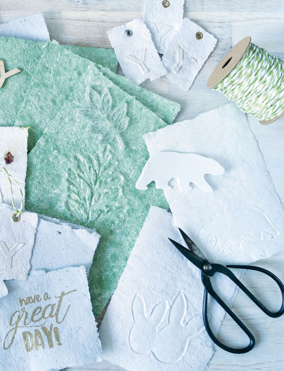 DIY papier recyclé : 5 idées créatives avec des matériaux de récup