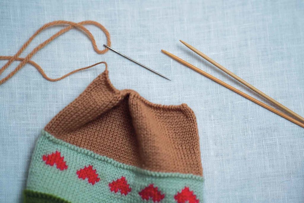 Petit doudou au tricot original : découvrez une technique simplissime